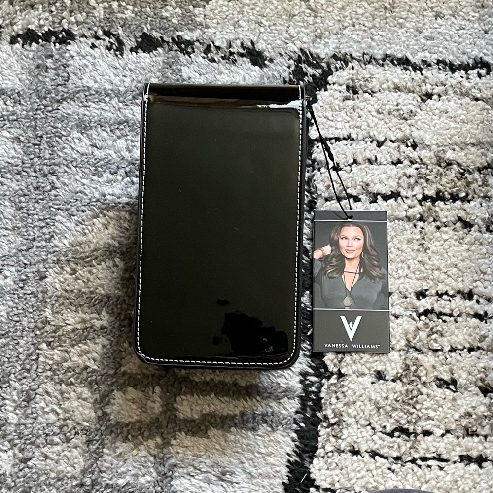 Vanessa Williams Black Paten Leather Cell Phone Cross… - Gem